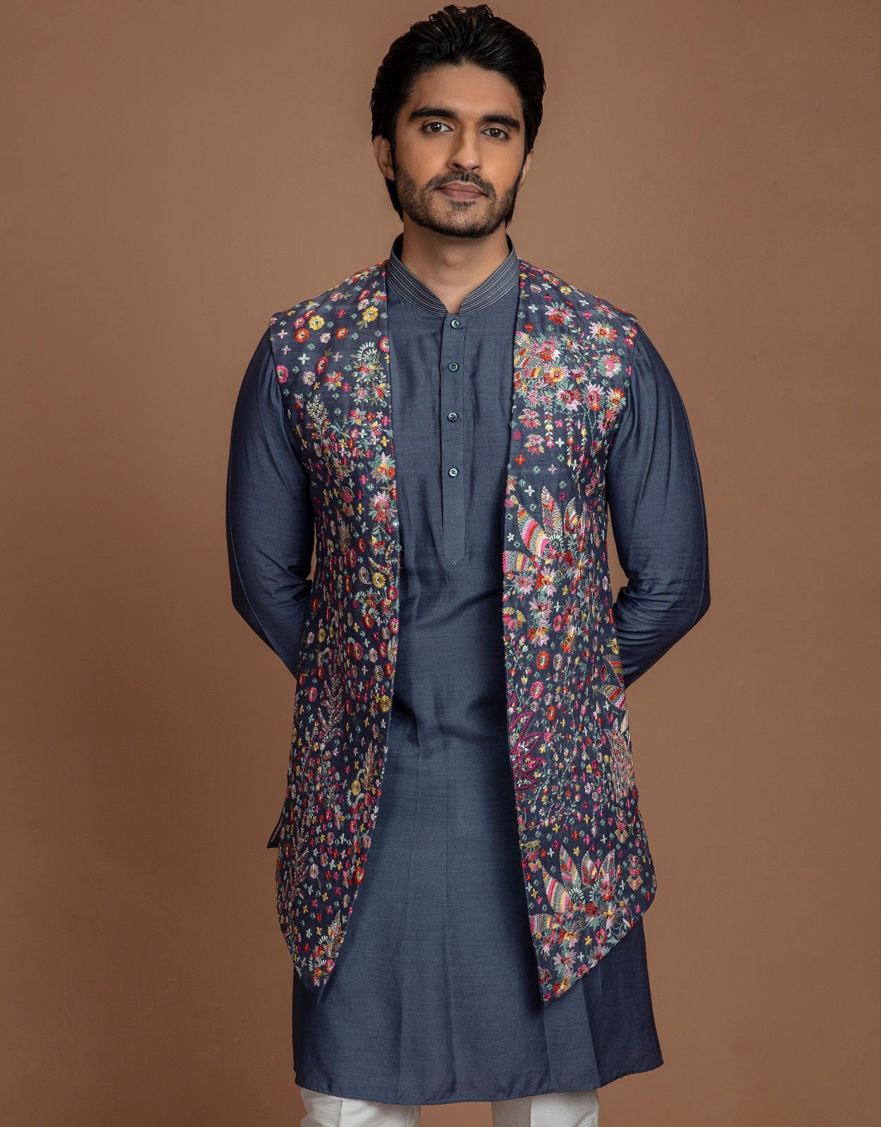 MULTICOLOUR BLUE BUNDI SET – Telon India